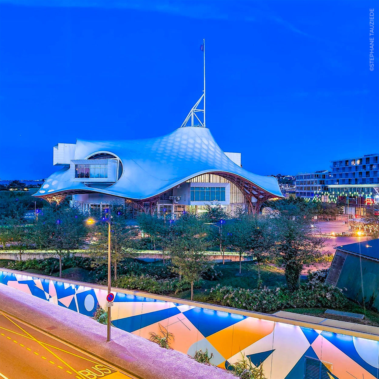 Graffiti ⋆ SONER : HIP HOP GRAPHIQUE ⋆ T-REX Magazine